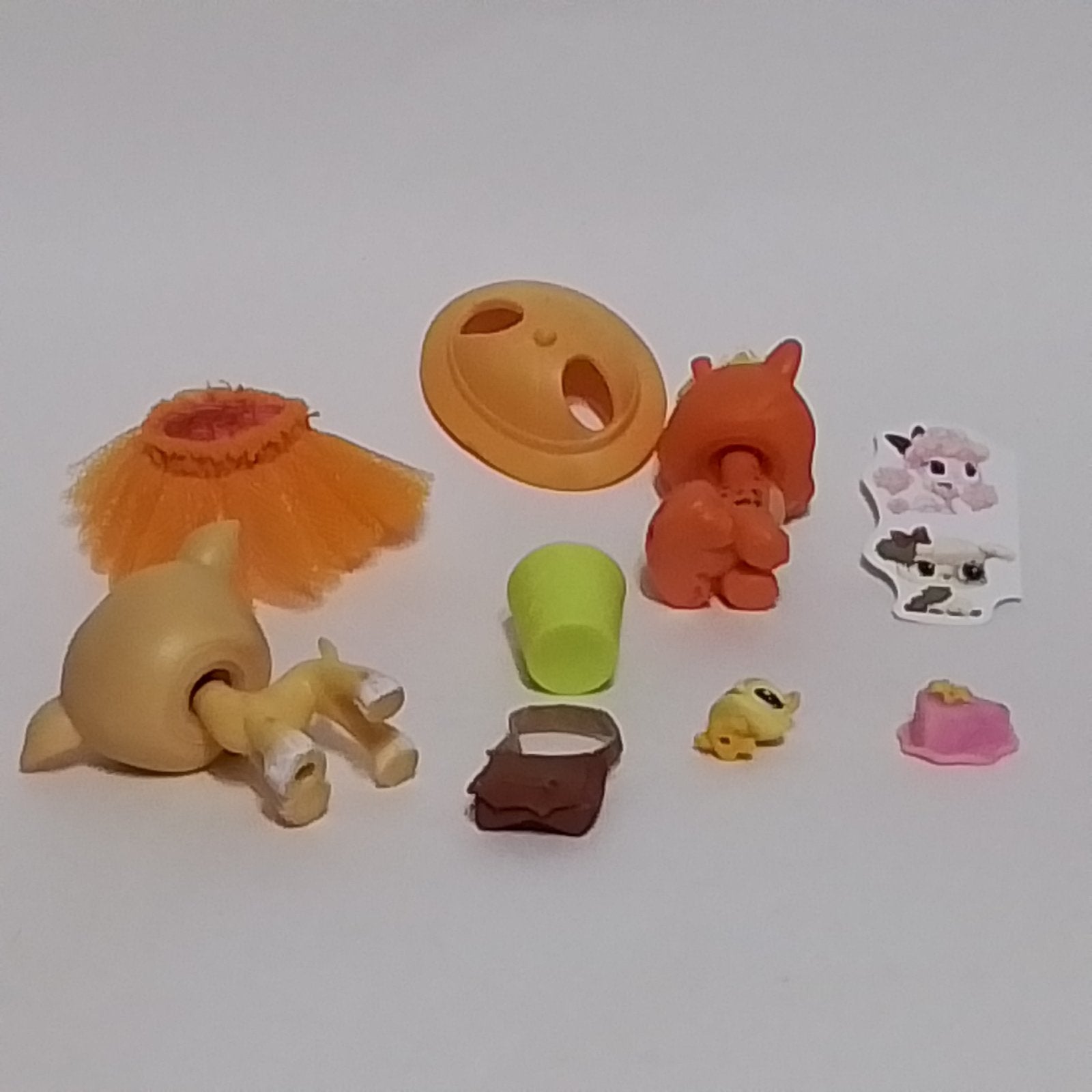 Littlest Pet Shop Lot Of 9 Jungle Treat Set Greyhound 875 w Accessory ...