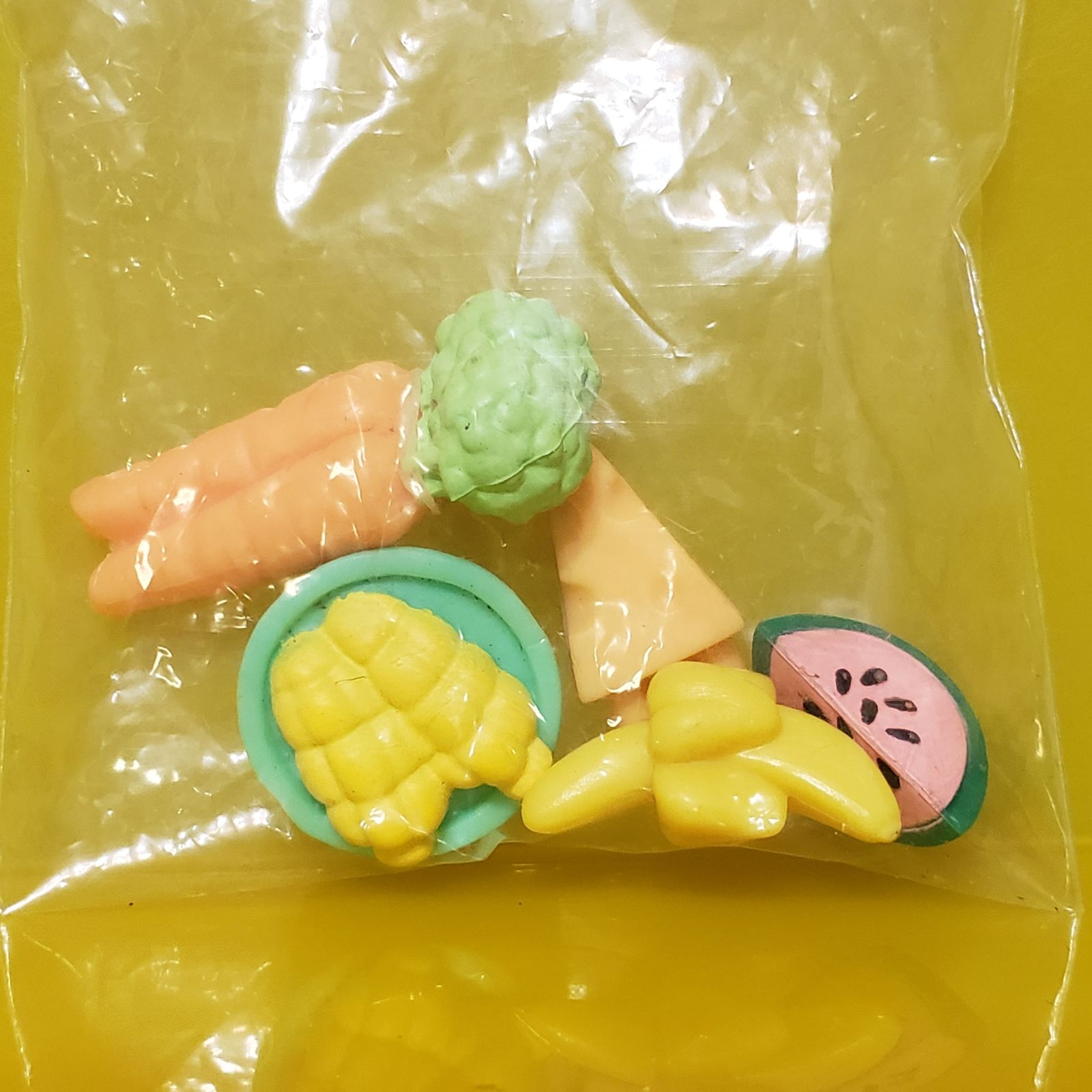 Littlest Pet Shop Lot of Food Accessory Set Authentic Comes As Shown OCT22J