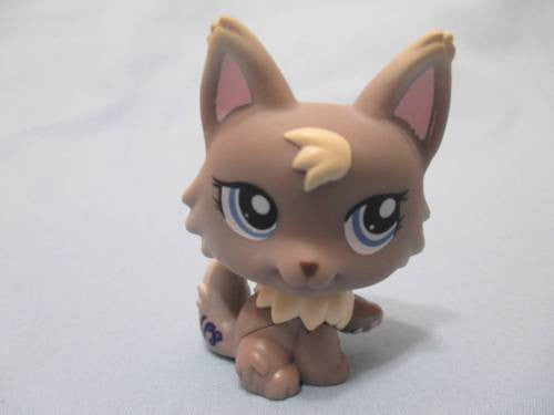 wolf #1411 gray grey cream lps