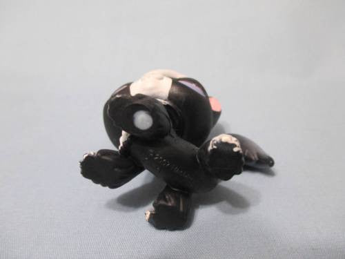 Littlest Pet Shop Black White Angora Kitty Cat with Purple Eyes