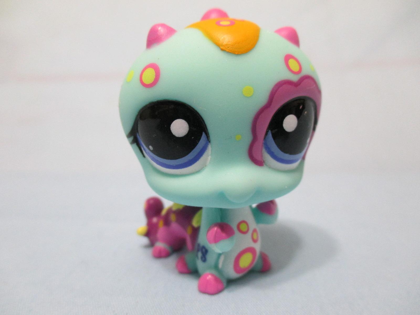 Littlest Pet Shop Caterpillar 1581 Postcard Tattoo Inch Worm Hasbro ...