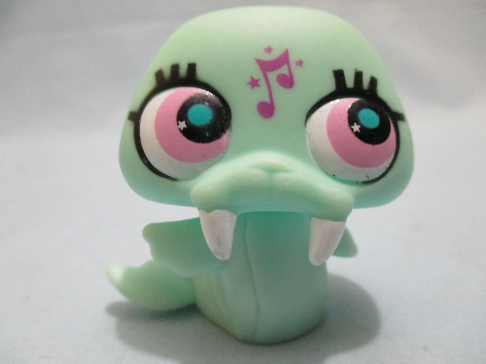Littlest Pet Shop LPS Blind Bag Music Note Green Walrus 2882 Authentic ...