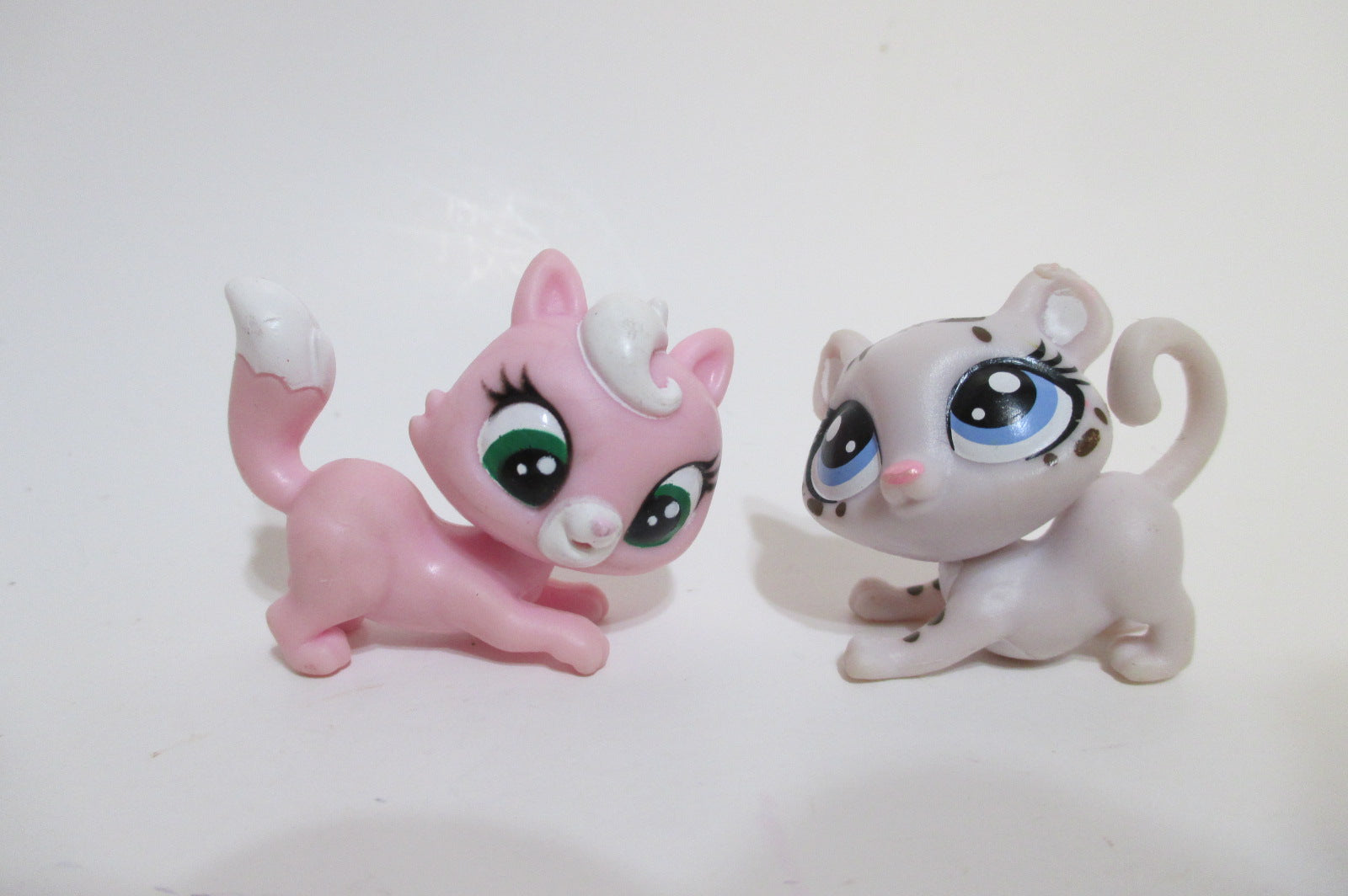 Littlest Pet Shop Lot of 2 Baby Kitten Cat Set Authentic Lps FB29K