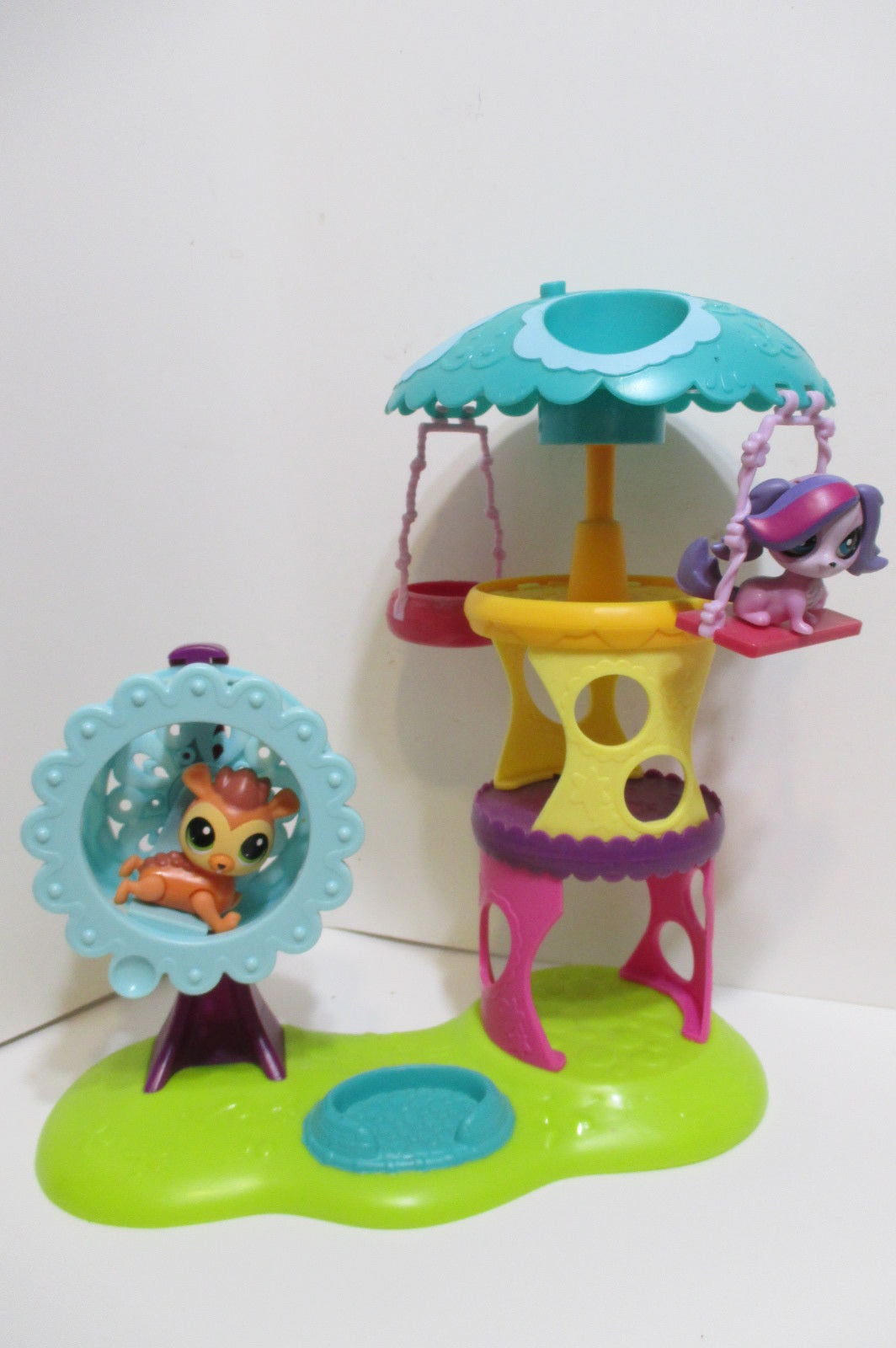 Littlest Pet Shop Play Timepark Playset with Russell Ferguson Complete ...