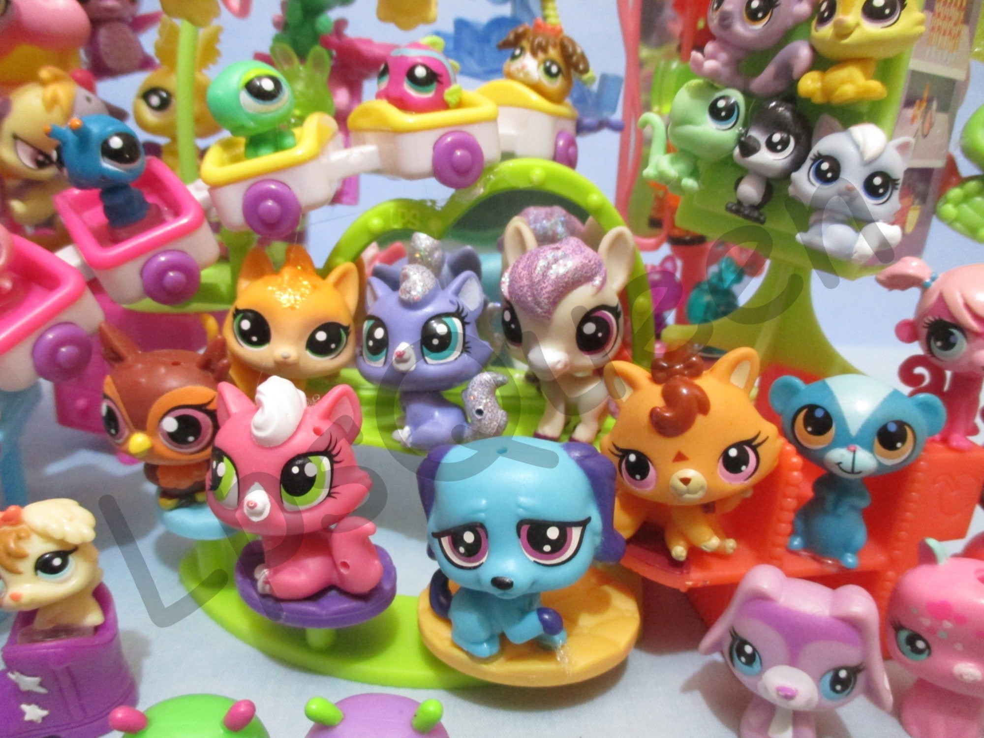 Littlest Pet Shop Lot 8 Random Fairy Teeniest Cutest Baby LPS At the Fair