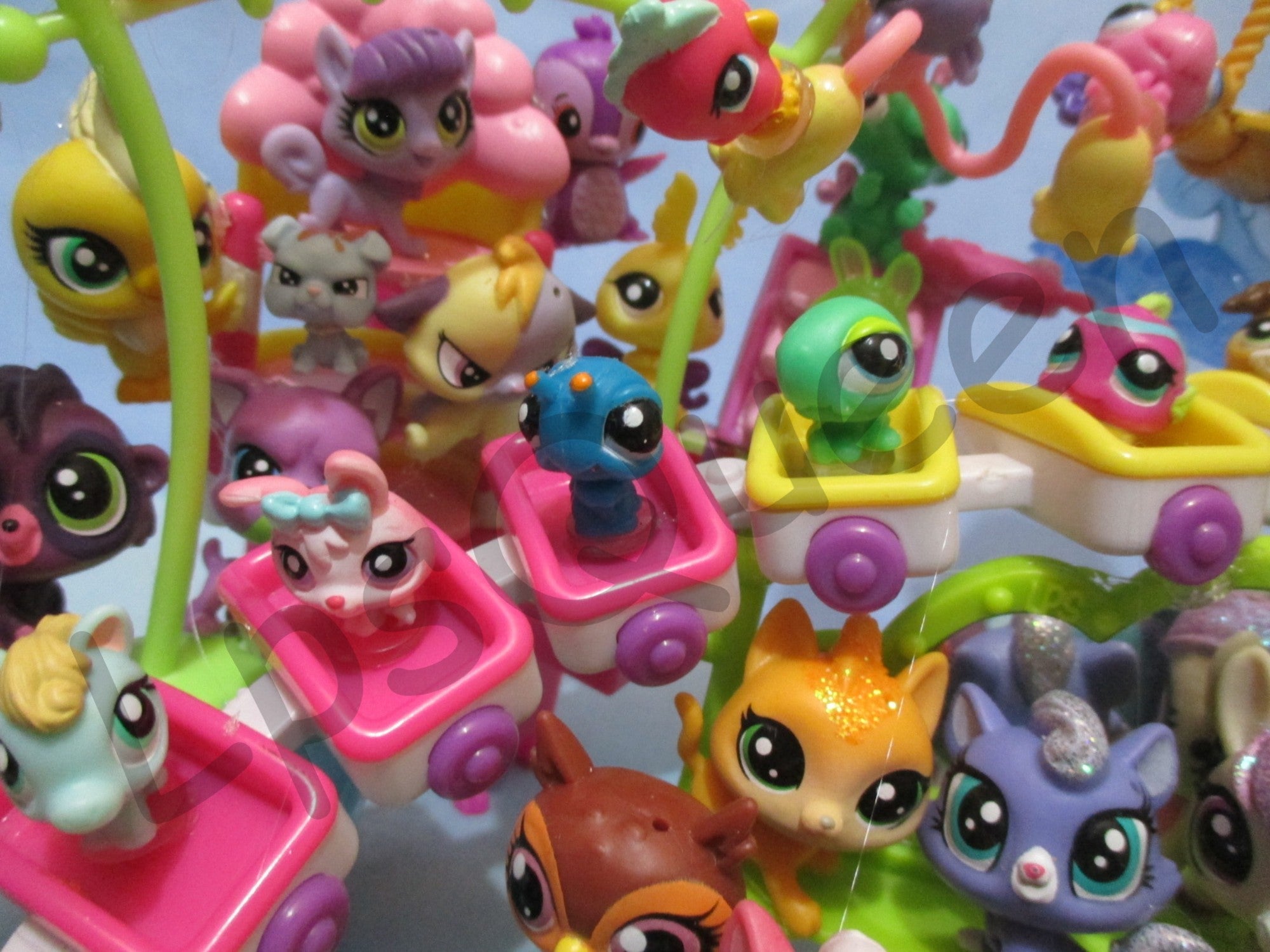 Littlest Pet Shop Lot 8 Random Fairy Teeniest Cutest Baby LPS At the Fair