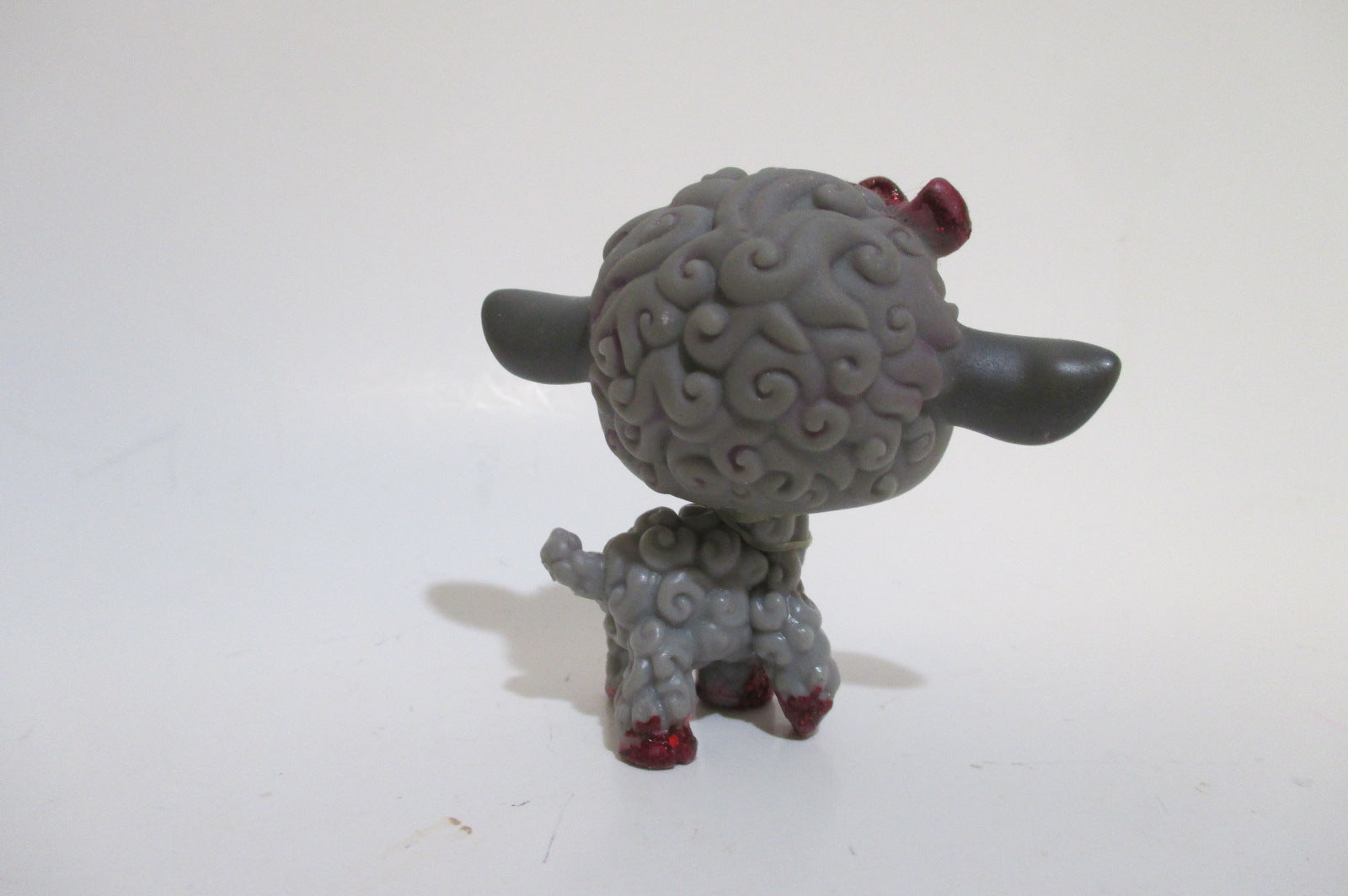 Littlest Pet Shop 477 Grey LAMB SHEEP Purple Eyes and Pink Bow ...