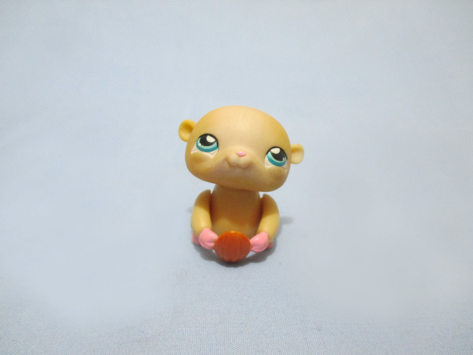 Littlest Pet Shop LPS Tan Gerbil Hamster Magic Motion W/ Nut And Blue ...