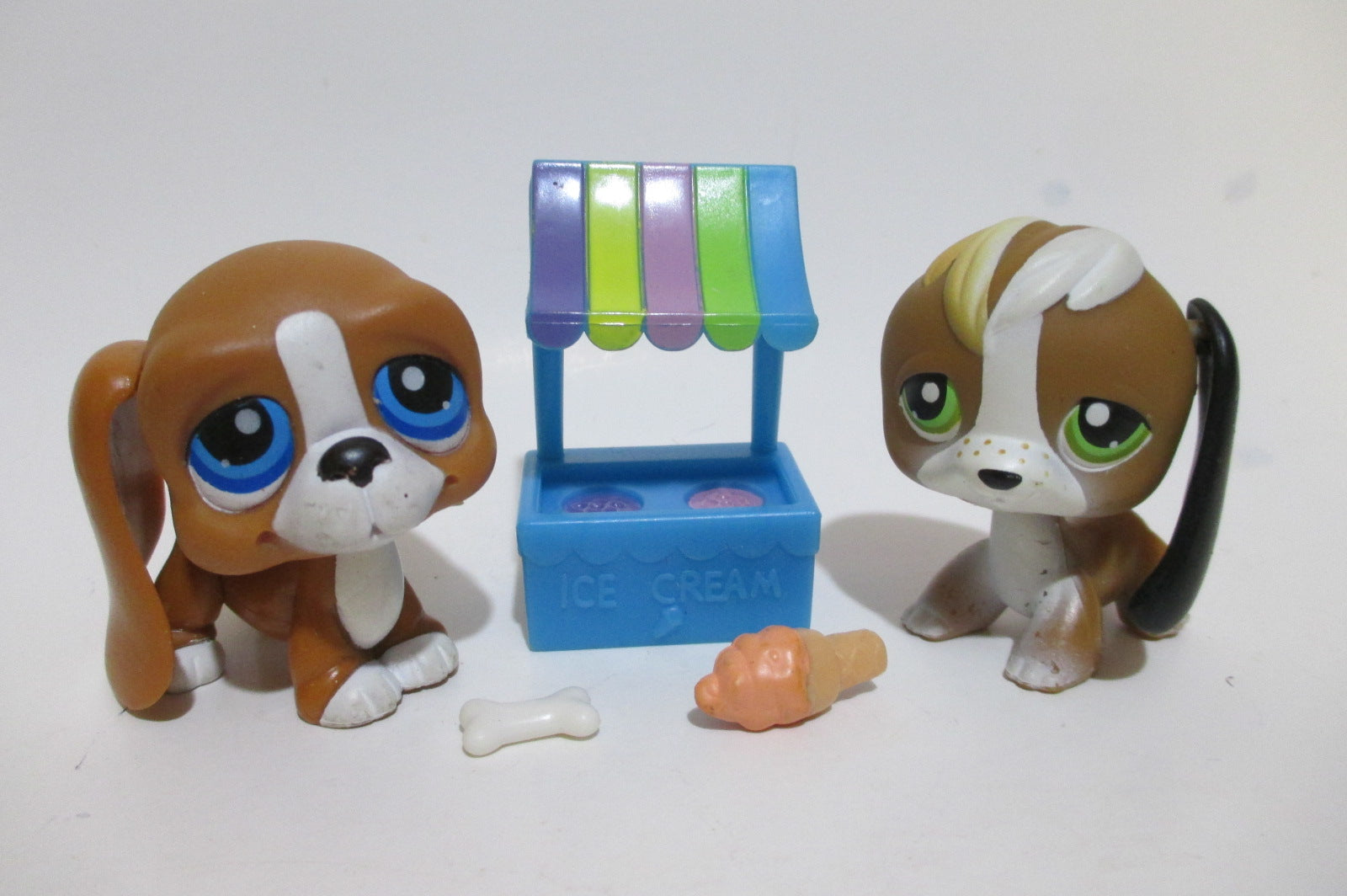 Littlest Pet Shop LPS Lot 2 Beagle Bearnard Dog with Accessories Set ...