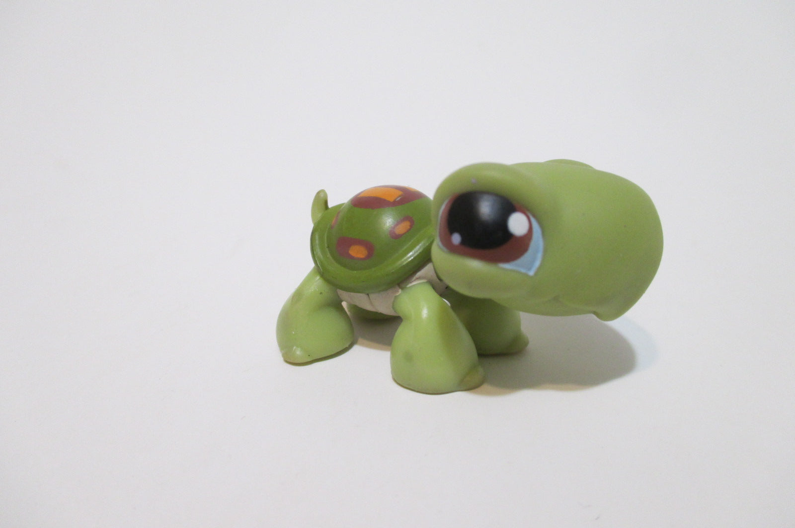 Littlest Pet Shop Green Turtle 8 Authentic LPS MAY06NPO42