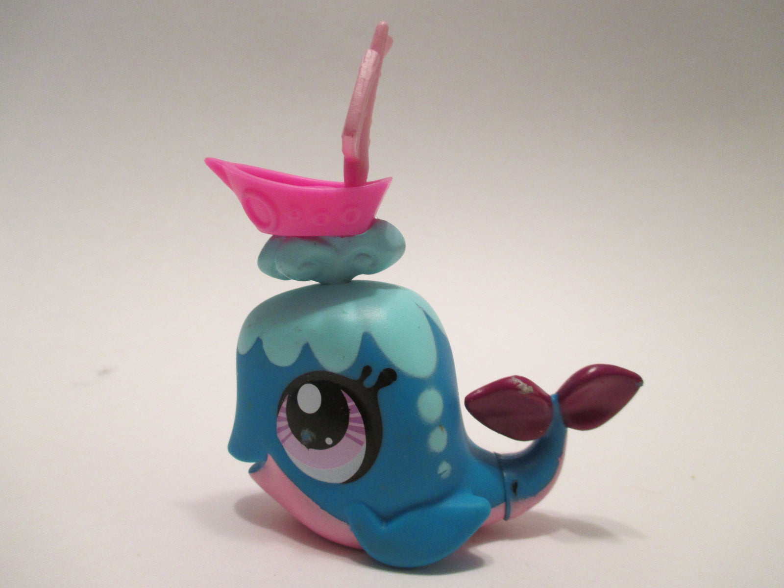 Littlest Pet Shop Blue and Pink Whale 3233 w Original Accessory ...