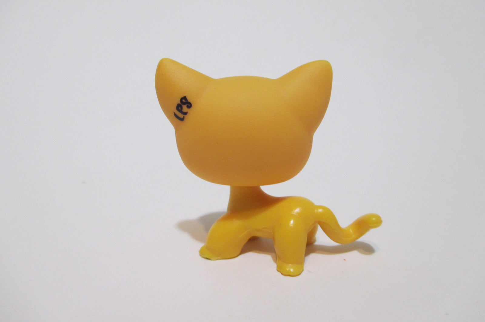PREORDER Littlest Pet Shop Blind Bags Orange Shorthair Cat 2433 Purple ...