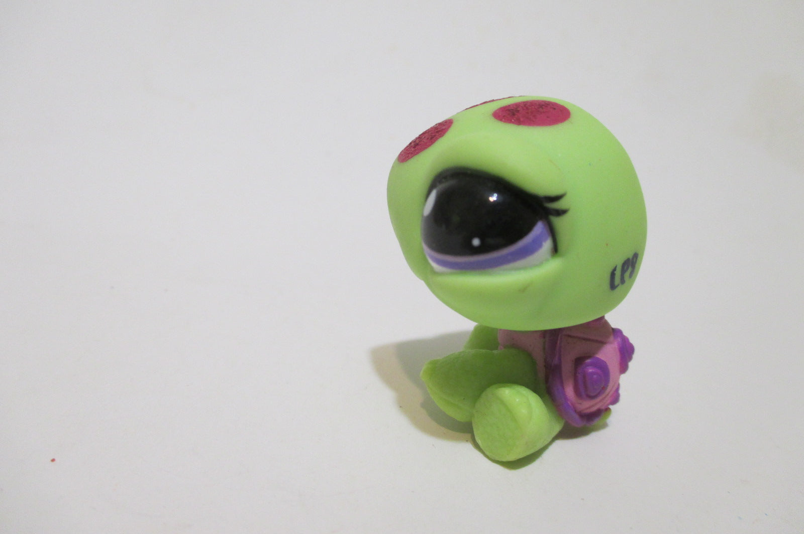 LIKE NEW Littlest Pet Shop Turtle Sparkle Purple Eyes Glitters 2234 ...