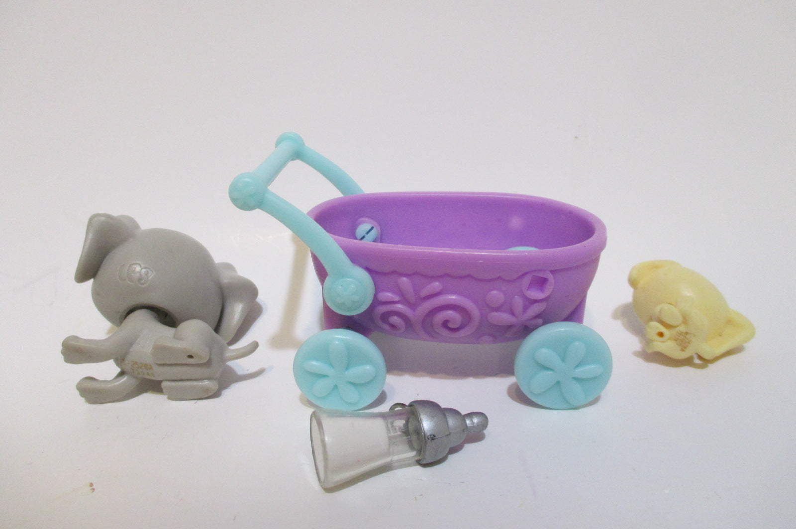 Littlest Pet Shop LPS Purple Baby Stroller with Puppy Dog LPS and ...