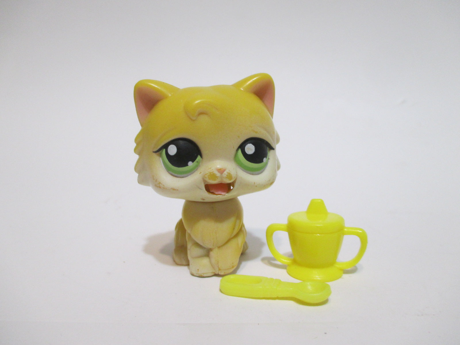 Littlest Pet Shop Magic Motion Cat w Random Accessories set Authentic ...