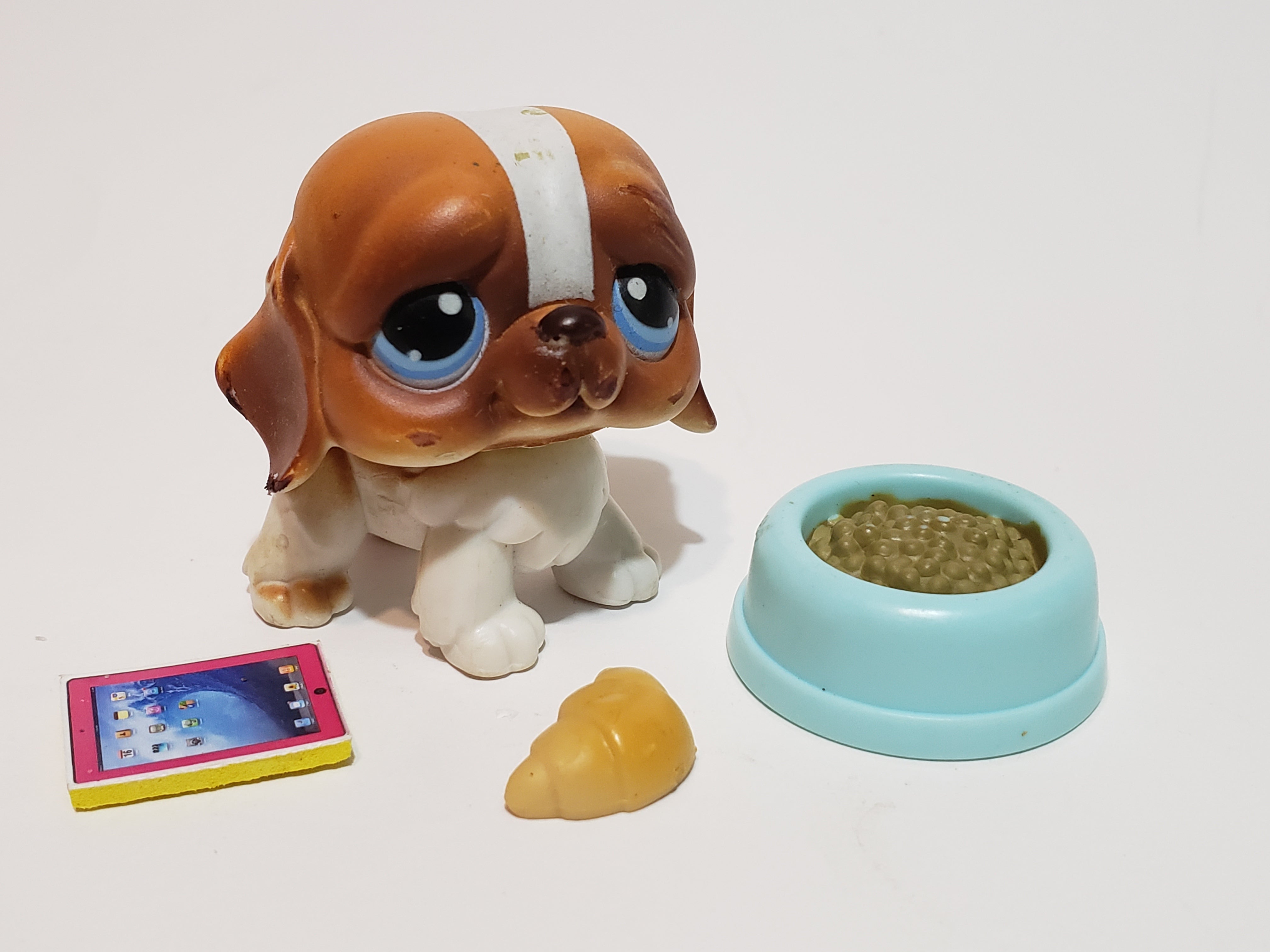 Littlest Pet Shop Time to Eat St Bernard 76 with Accessories Authentic ...