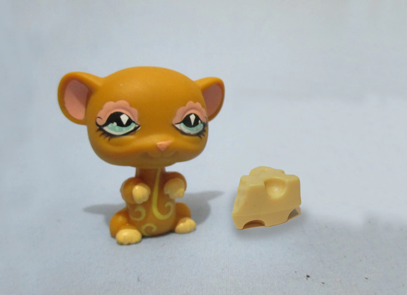 LIKE NEW Littlest Pet Shop Swirl Circus Mouse Rat Diamond Eyes 462 with ...