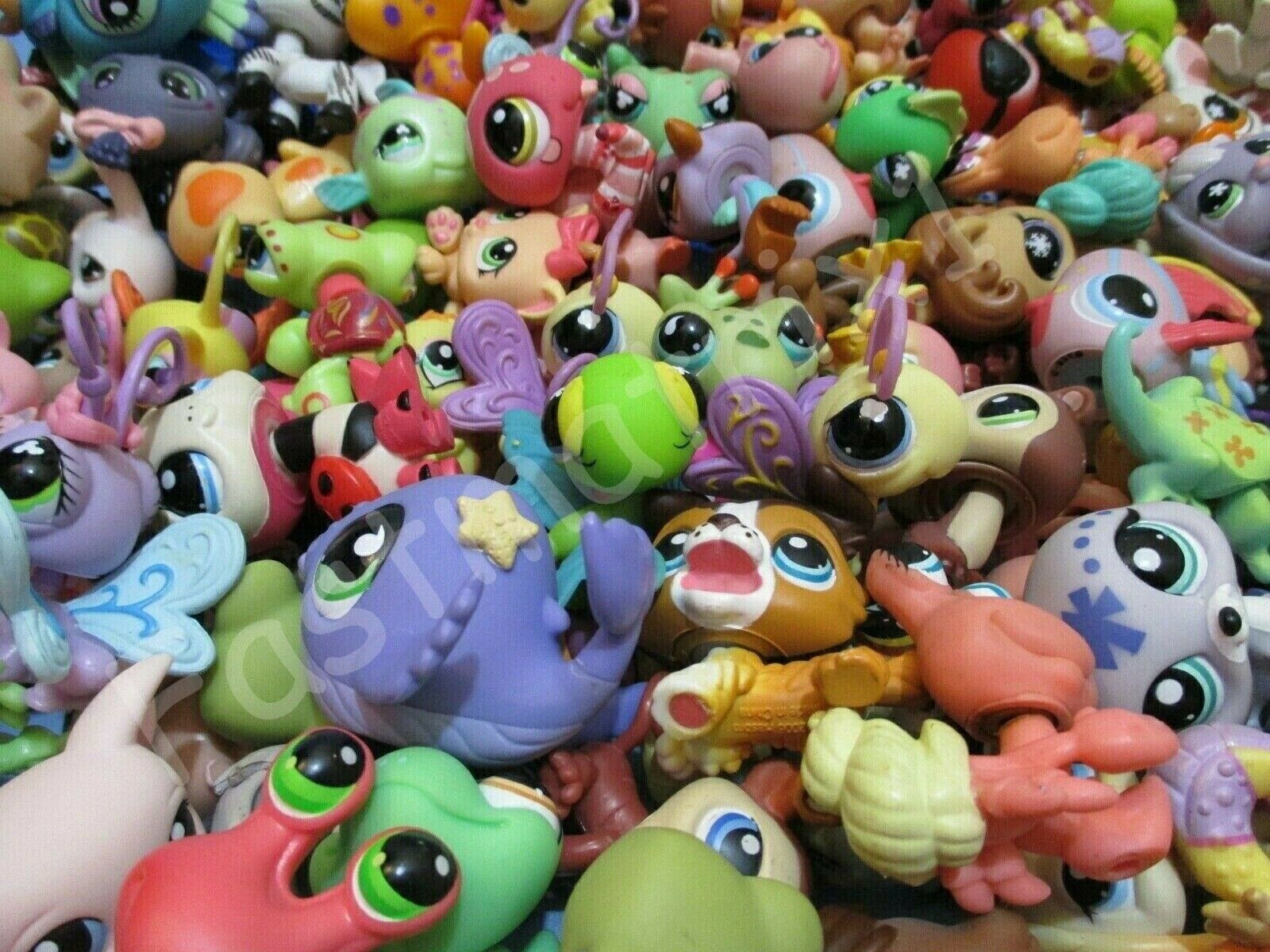 LITTLEST PET SHOP LOT 10 PCS RANDOM FIGURES AND 2 ACCESSORIES AUTHENTIC LPS