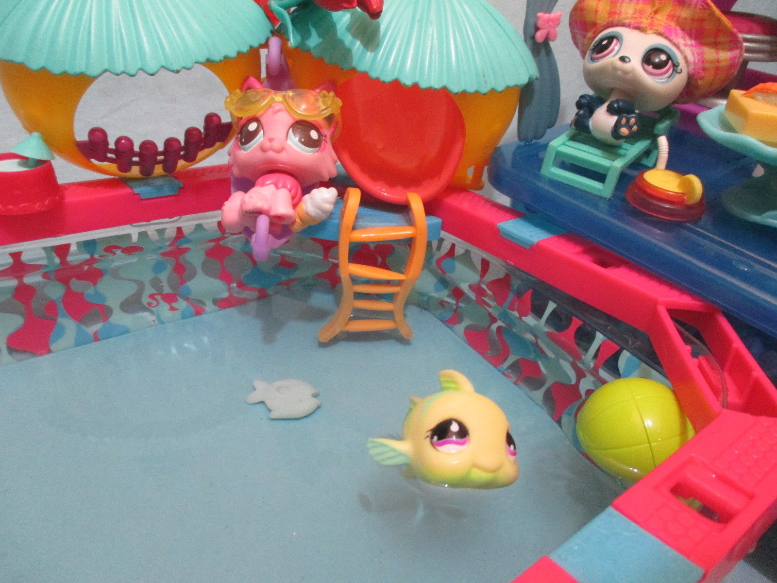 Littlest Pet Shop Playset Lot 12 Random Dog Cat House and Accessories ...