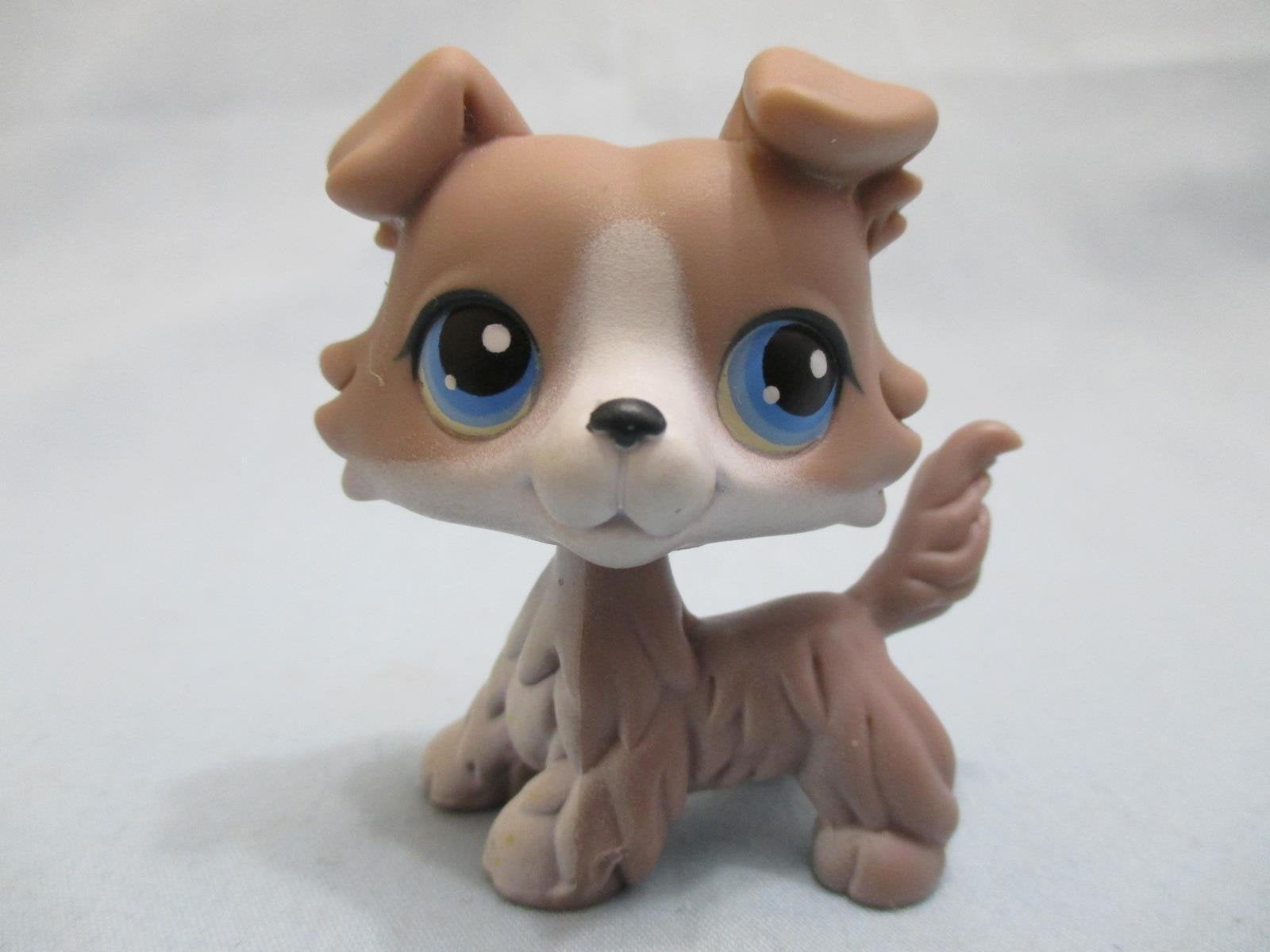 Littlest Pet Shop Dog Collie 67 Blue Dot Eyes Authentic Lps Main 5 AUG05J