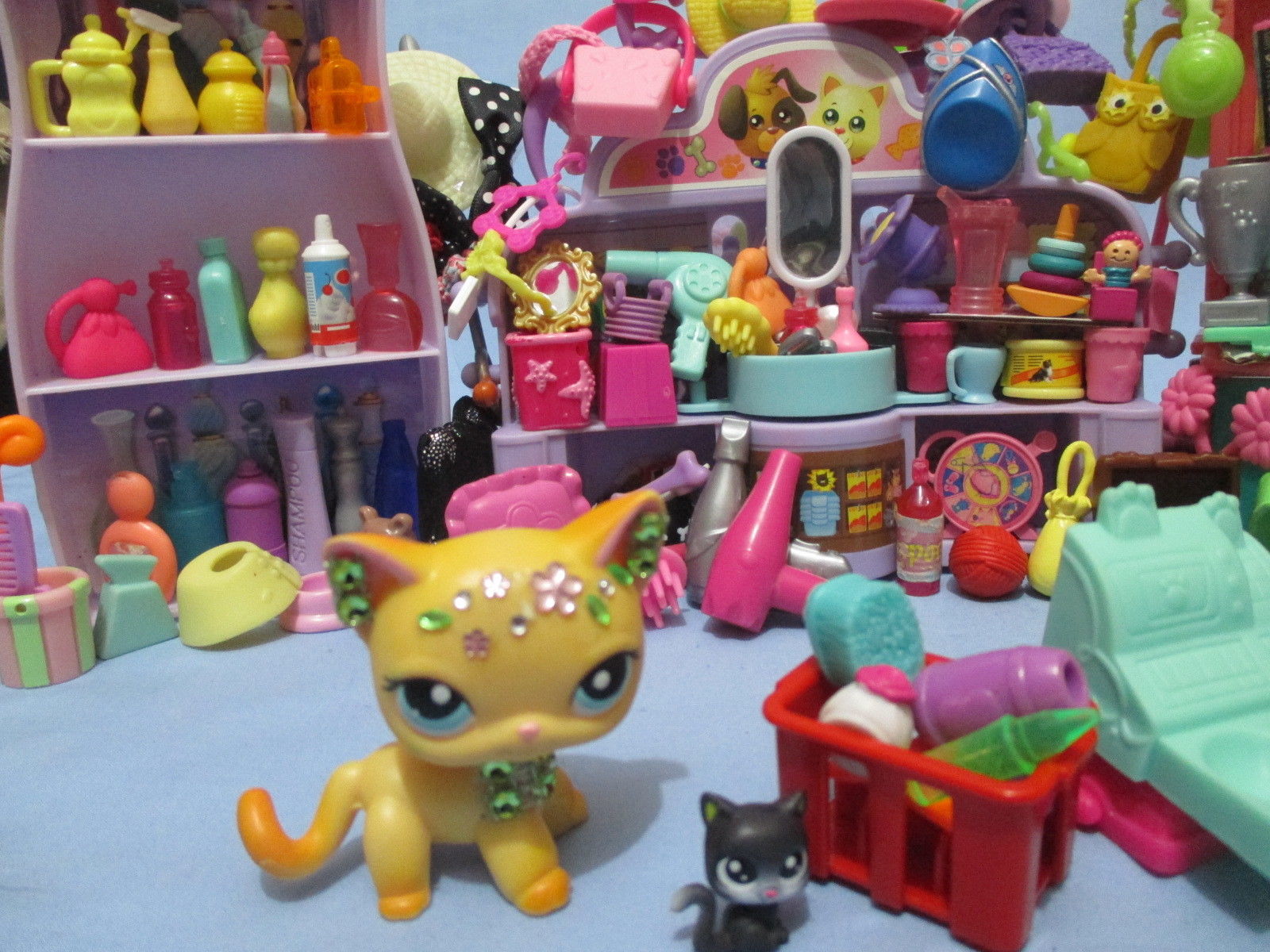 Littlest Pet Shop Lot 12 Random Department Store LPS Compatible Accessories