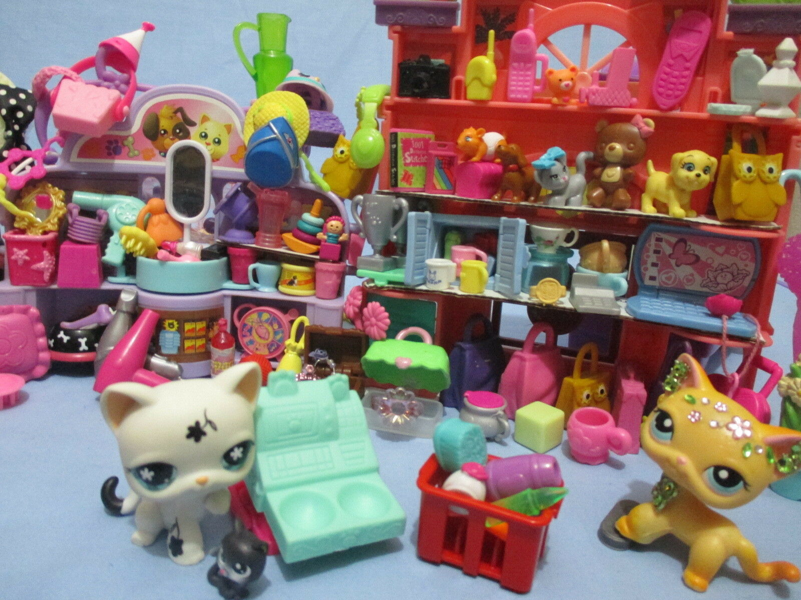 Littlest Pet Shop Lot 12 Random Department Store LPS Compatible Accessories