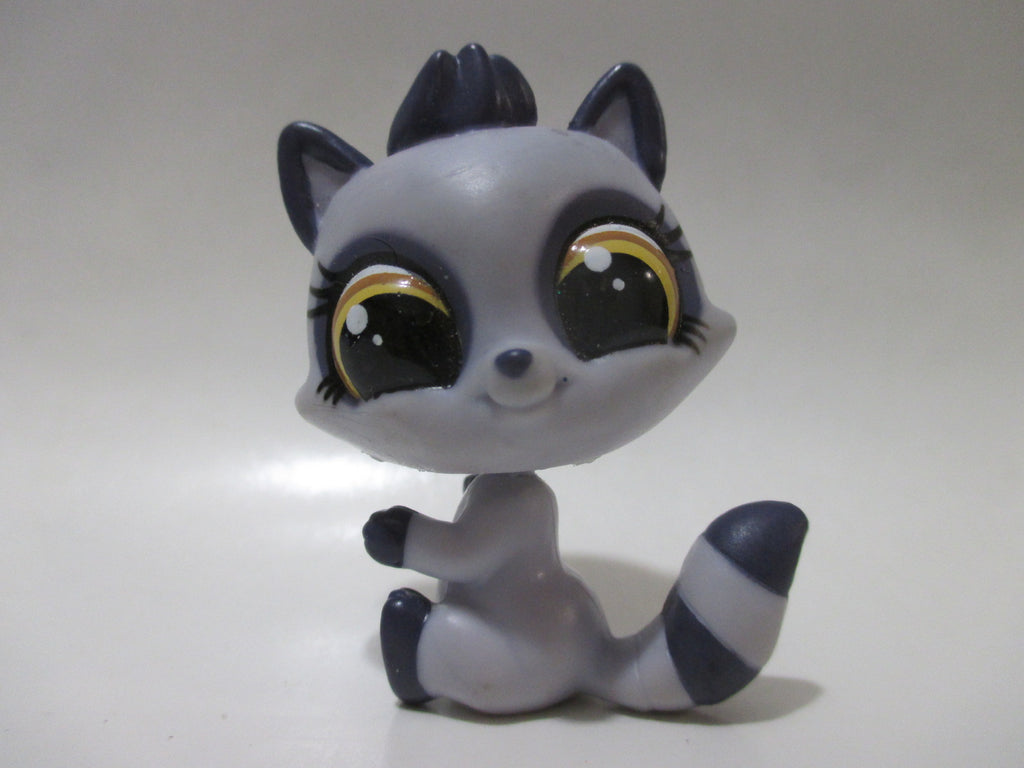 LIKE NEW Littlest Pet Shop New Generation Mackie McMask Raccoon 3570 ...