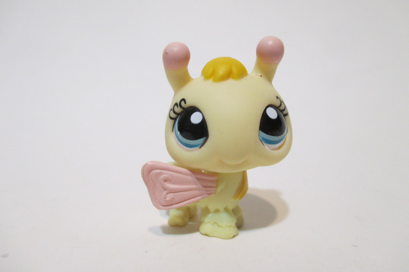 Littlest Pet Shop Authentic 1056 Yellow Light Pink Bee Curly Lashes ...