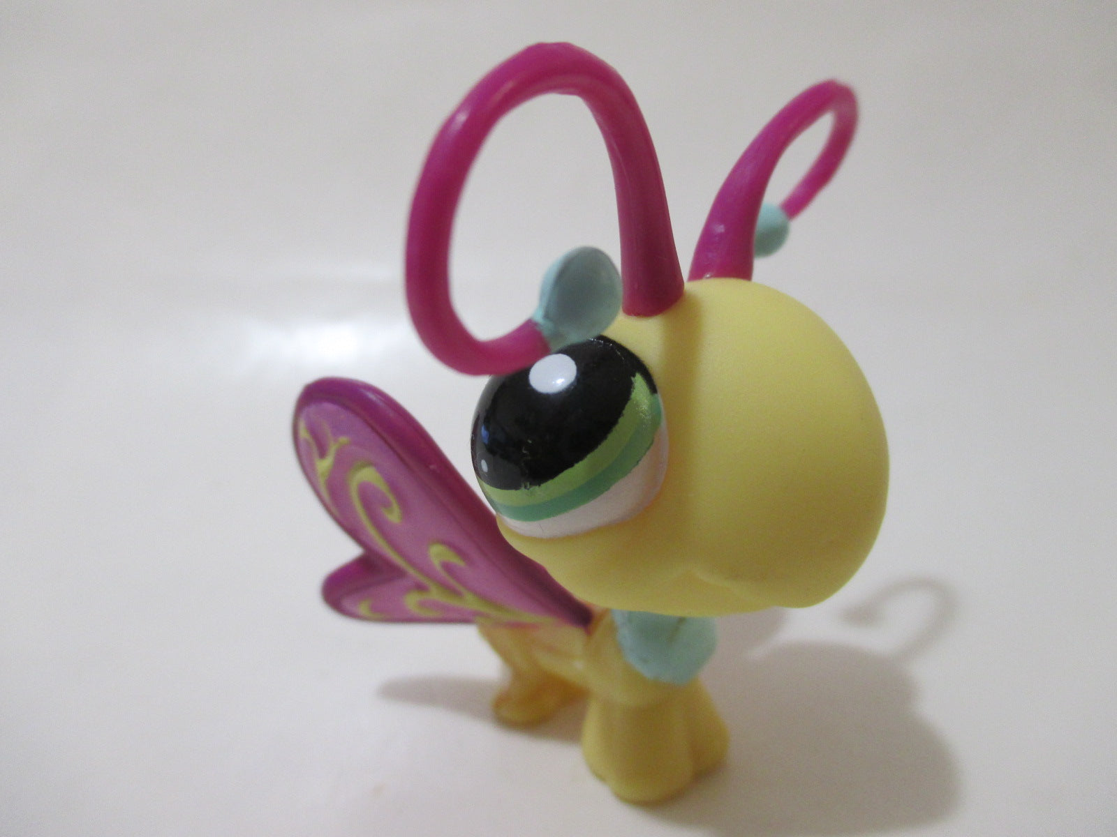 Littlest Pet Shop Rare Yellow Butterfly Purple Wing 1946 Green Eyes ...
