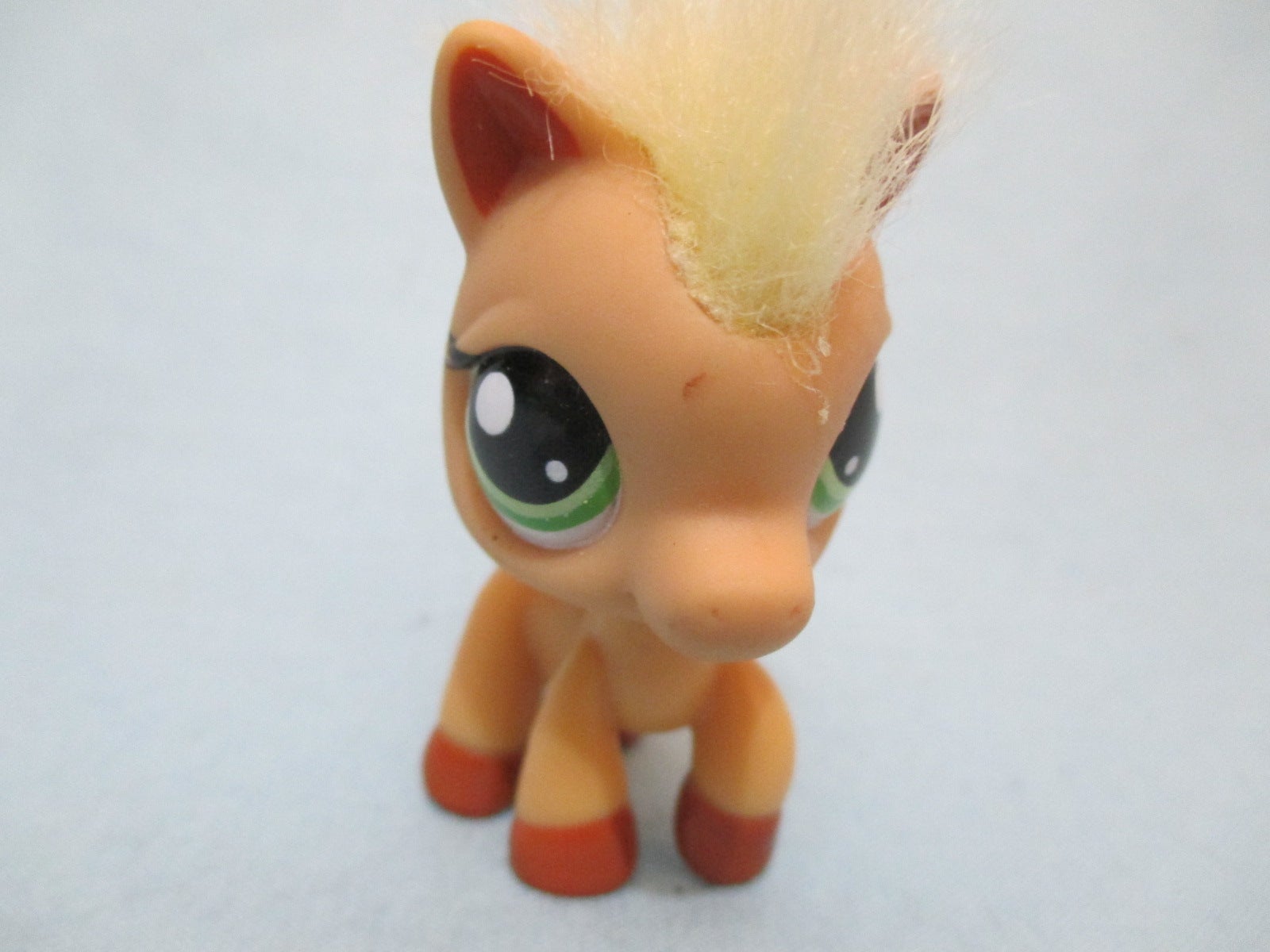 Littlest Pet Shop Lps Brown Fluffy Horse Green Eyes 2417 Authentic OCT2JI