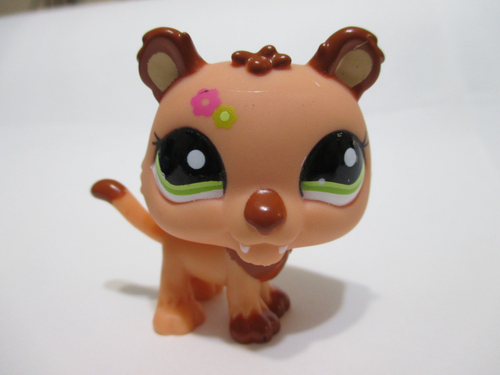 LIKE NEW Littlest Pet Shop Rare European Saber Tooth Light Orange Tiger ...