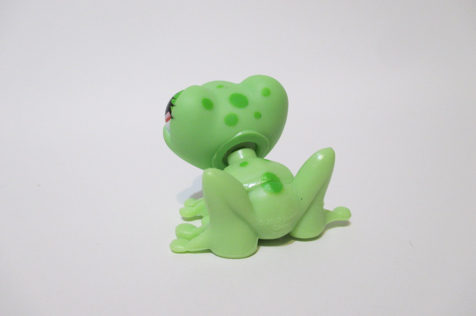 Littlest Pet Shop Green Spotted Tree Frog With Pink Eyes 898 Authentic ...