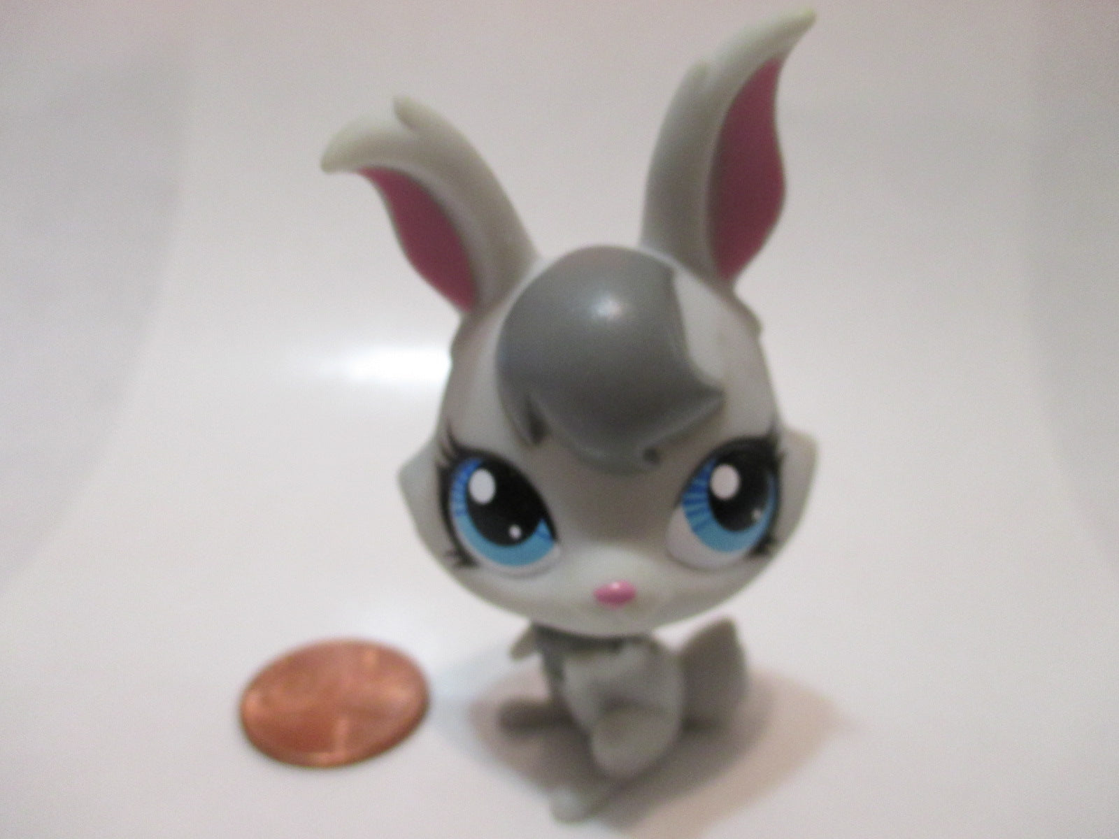 LIKE NEW Littlest Pet Shop New Generation 3293 Gray Bunny Authentic Lps ...