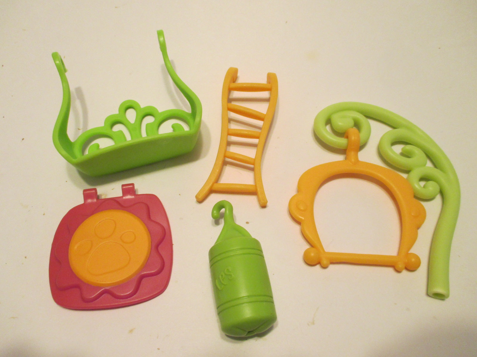 Littlest Pet Shop Lot 6 Fitness Center Tail Waggin Door Swing Ladder ...