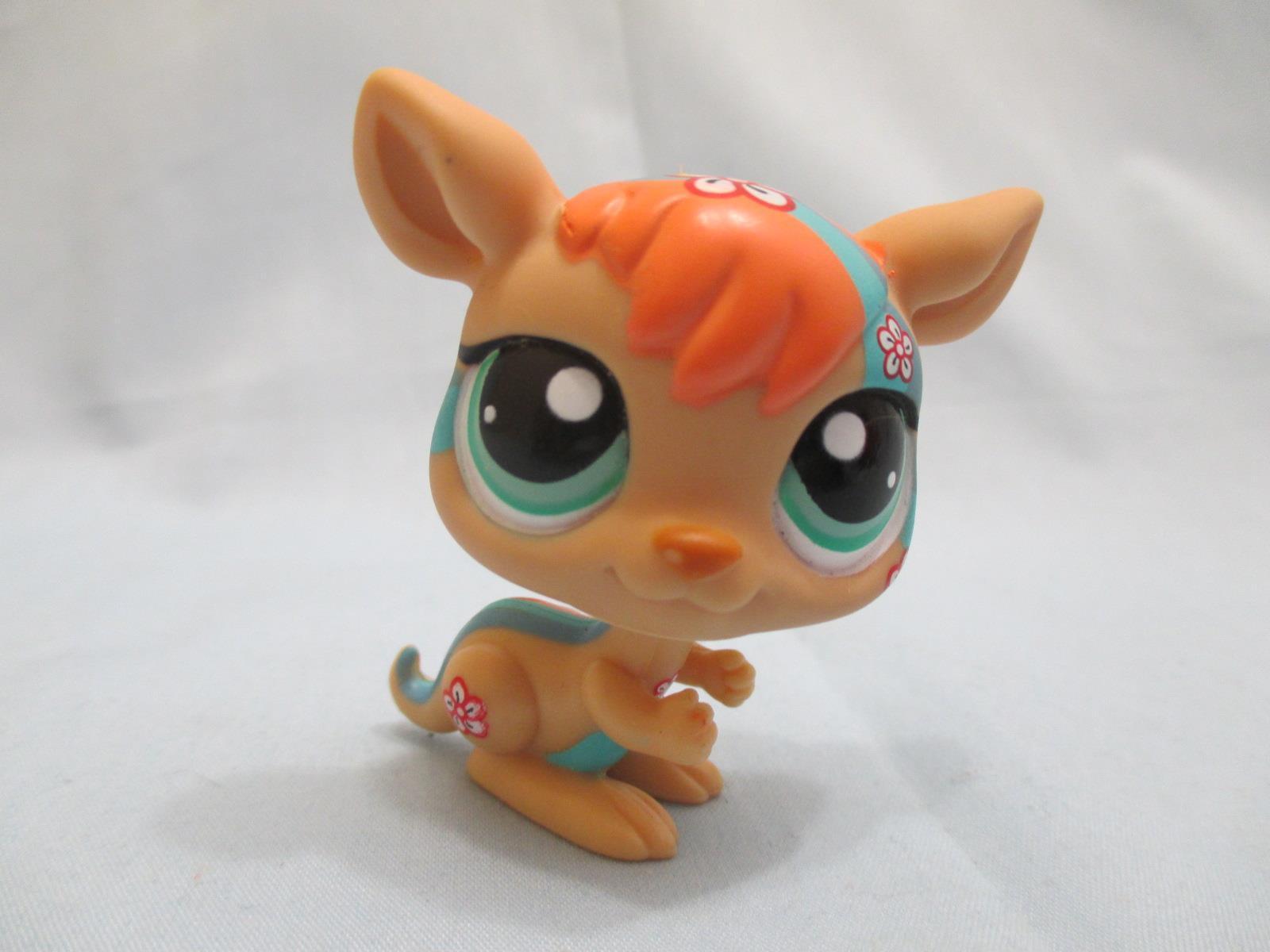 LIKE NEW Littlest Pet Shop Rare Kangaroo 1437 Tan Flower Postcard ...