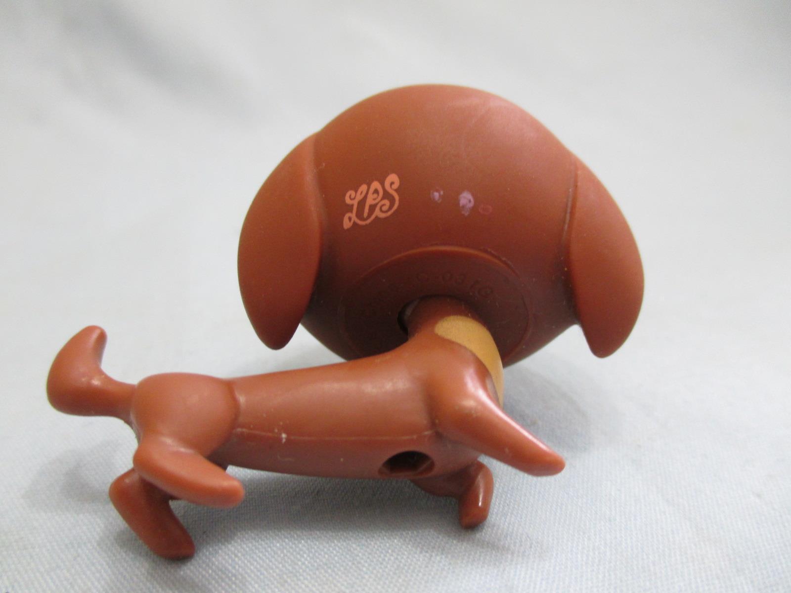 Littlest Pet Shop Dachshund 675