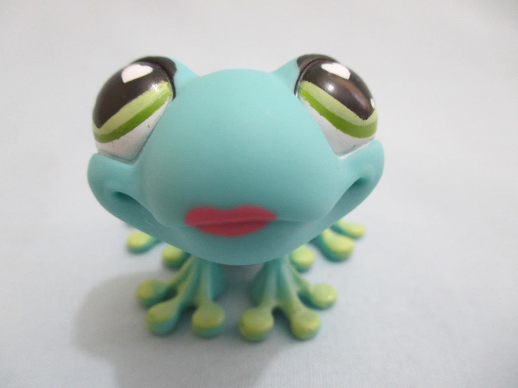 Littlest Pet Shop Frog Valentine Friendliest Teal Green Pink Heart 559 ...